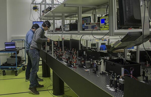 Photo Gallery: Optics Labs - Integrated Quantum Optics | Paderborn ...